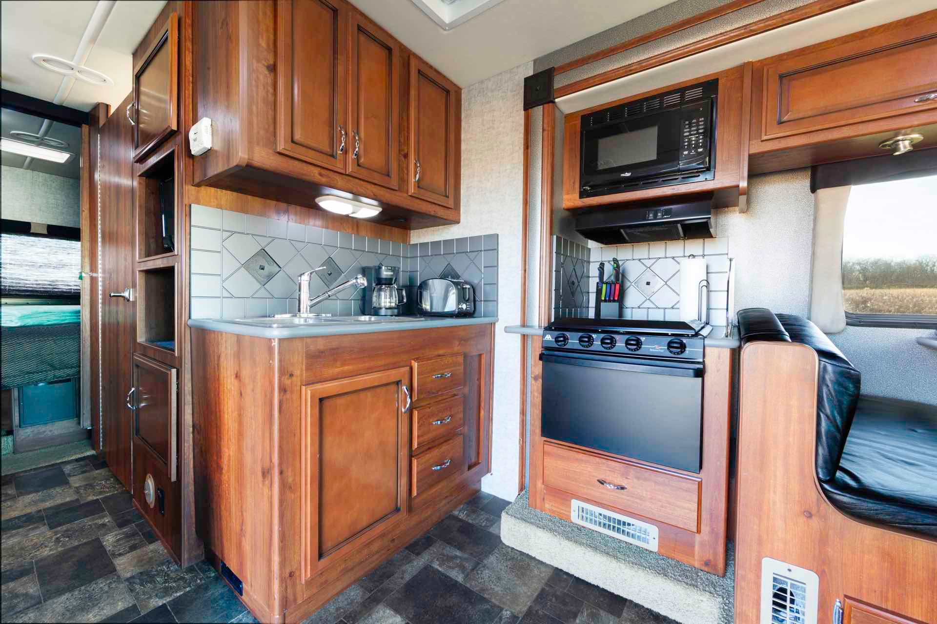 8 Photos that Make Your RV Irresistibly Rentable | Outdoorsy.com