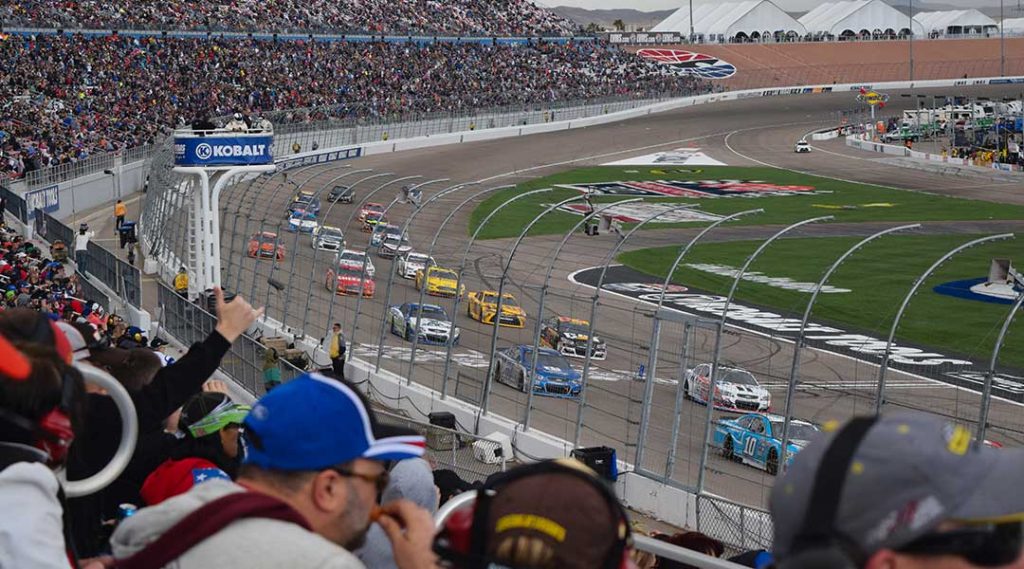 Tips for NASCAR RV Tailgating | Outdoorsy.com