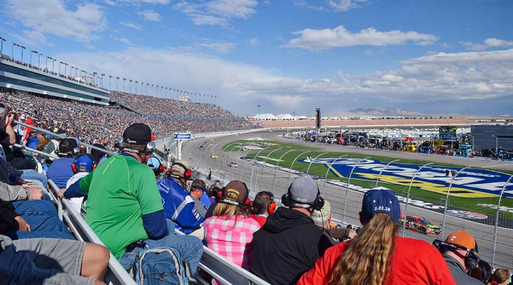 Tips for NASCAR RV Tailgating | Outdoorsy.com