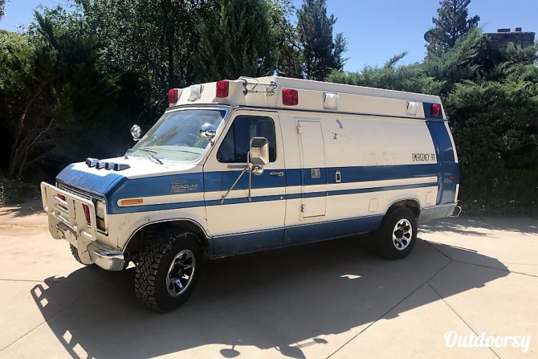 7 Crazy Cool RVs on Outdoorsy | Outdoorsy.com