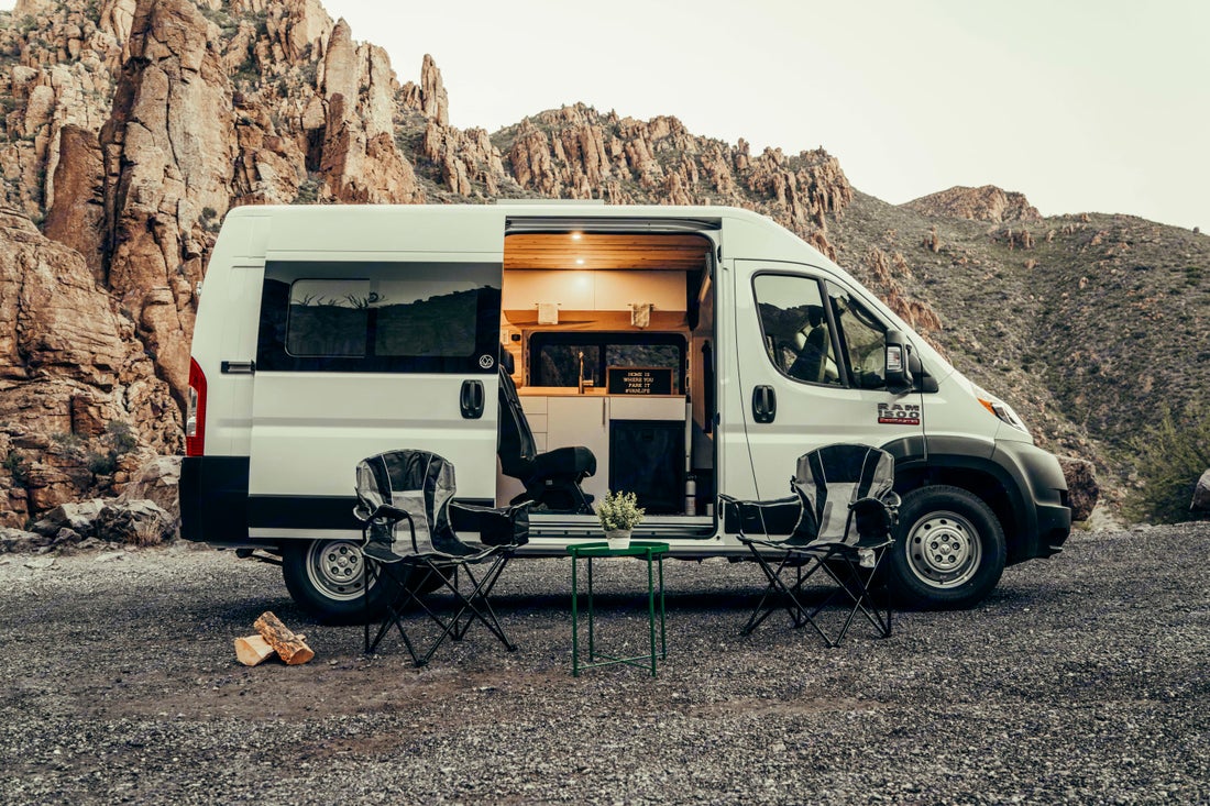 8 Best Small Motorhomes to Choose From | Outdoorsy.com