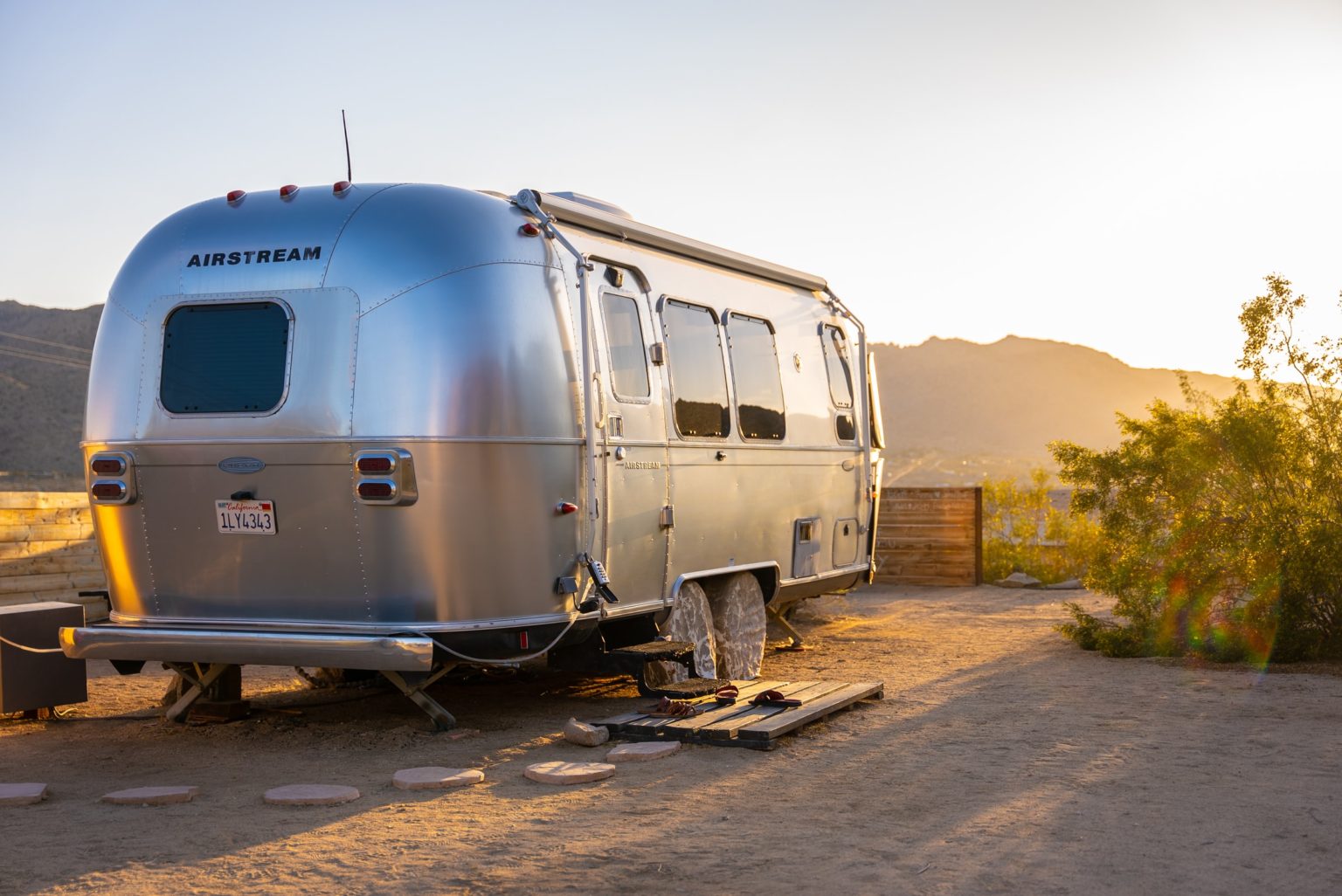 8 RV brands to add to your best travel trailer list | Outdoorsy.com