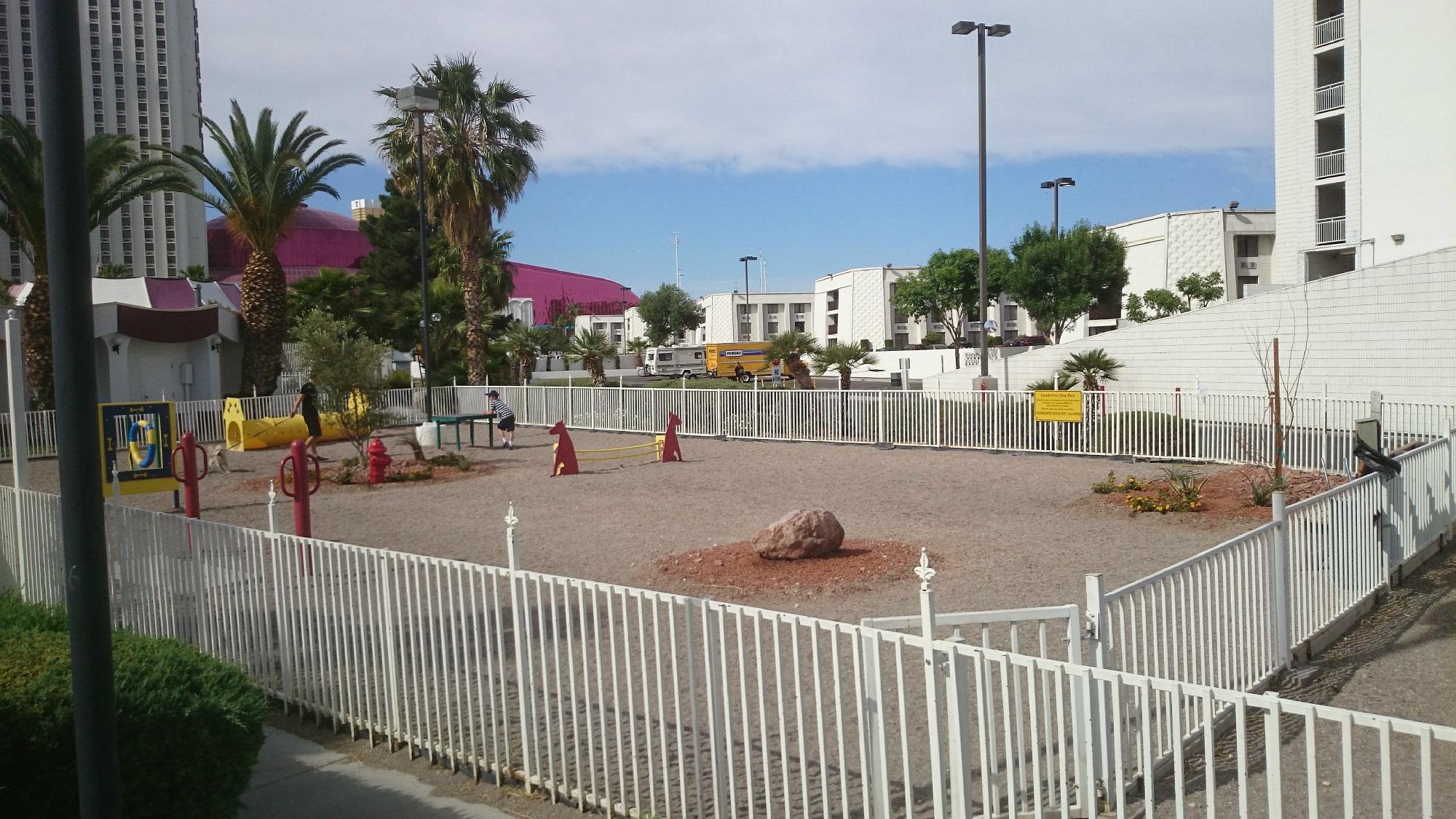 Circus Circus RV Park – The Ultimate Review | Outdoorsy.com