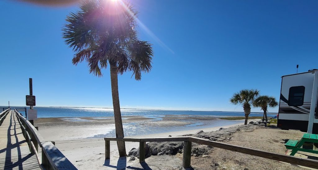 Ho Hum RV Park: A Complete Review | Outdoorsy.com